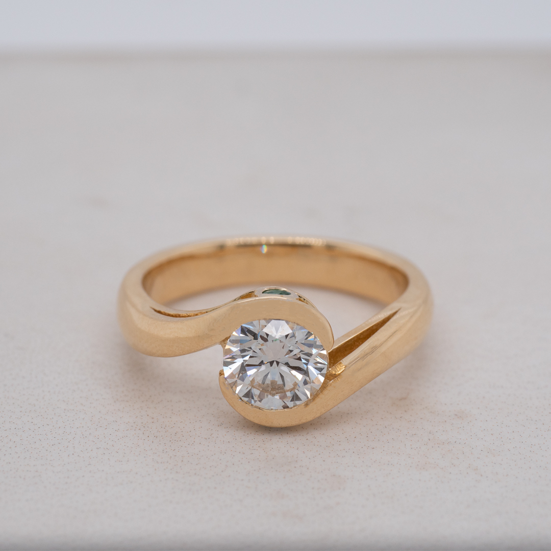 Crossover Diamond Solitaire Ring » Dalgleish Diamonds